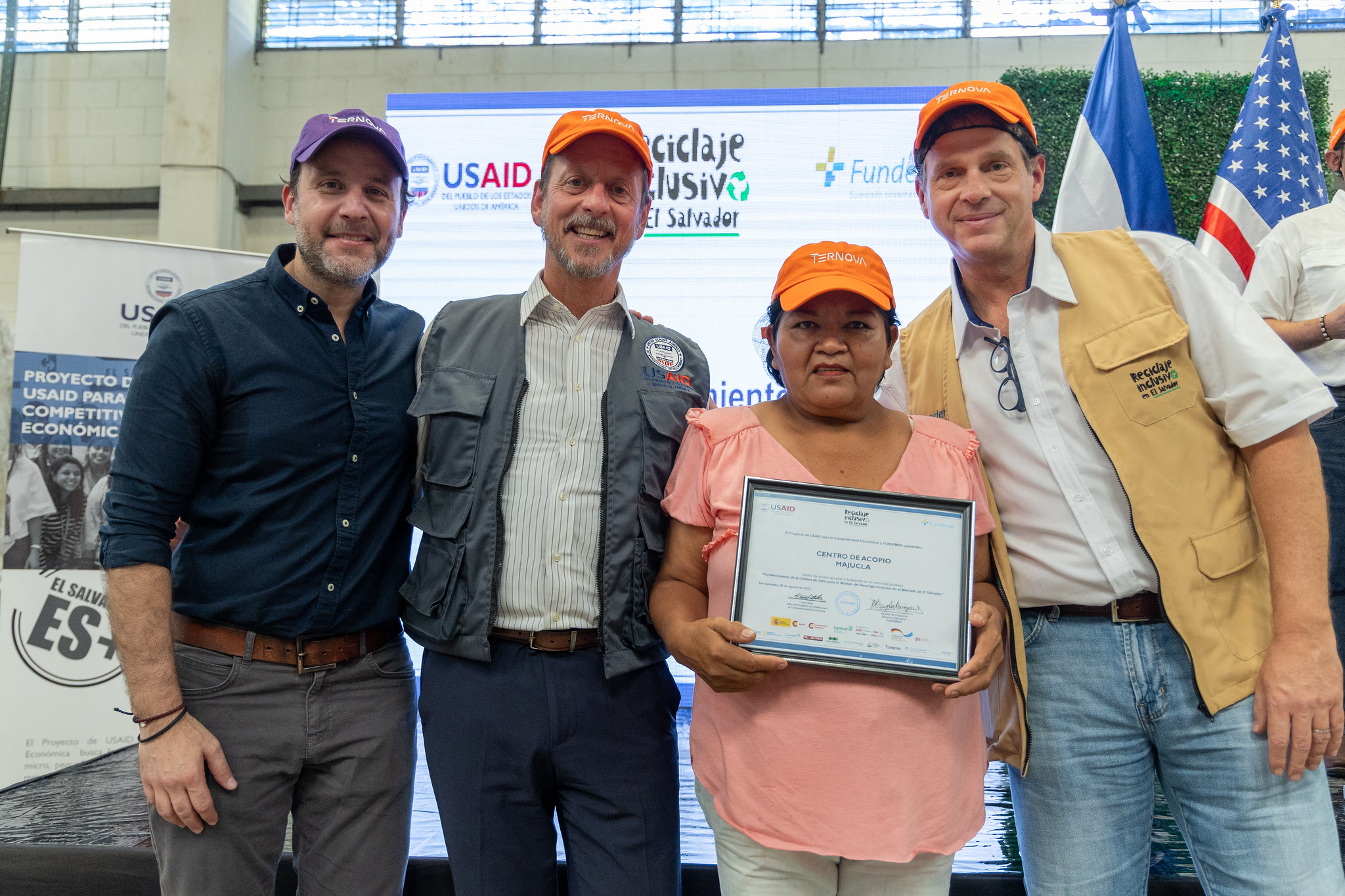 FUNDEMAS y USAID apoyan proyecto de reciclaje inclusivo - Comercio ...