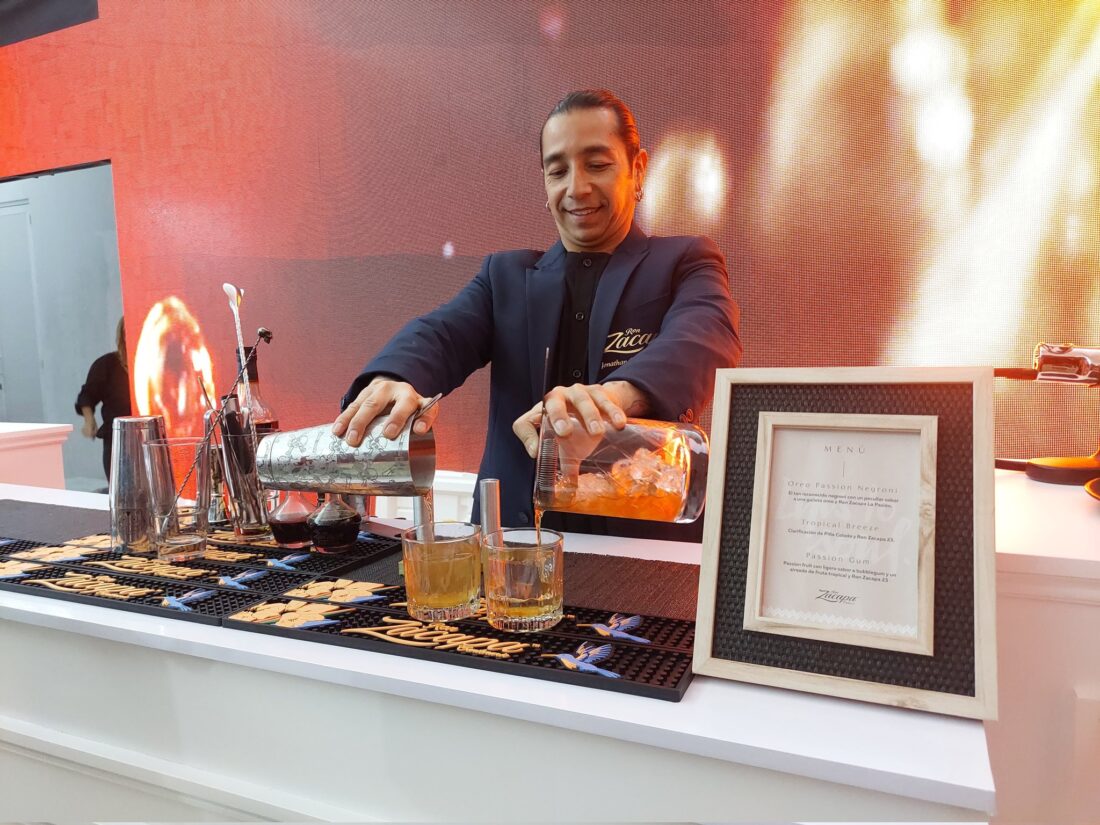Ron Zacapa lanza su primera campaña global "Lips to Soul" - Comercio ...