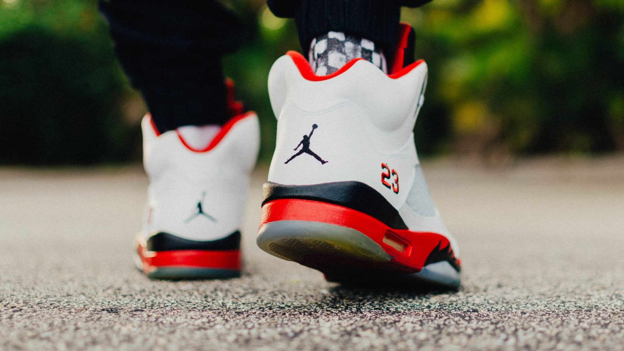 Air Jordan: 40 años de un mito prohibido que revolucionó los negocios ...